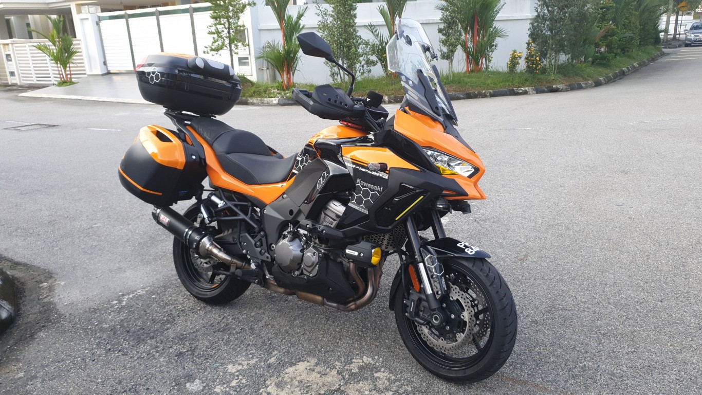 Yellow Beam of Light Part 3 - page 58 - Mods and Appearance - Versys ...